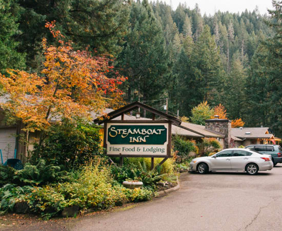Steamboat Inn | Scenic Lodging on Oregon's Umpqua River