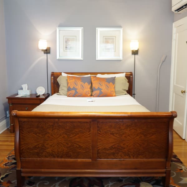 Princess Anne Hotel | | The Asheville Bed & Breakfast Association