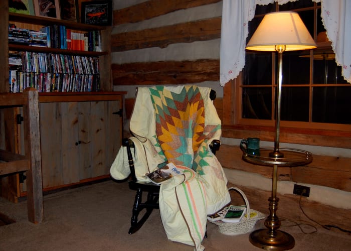 Sugar Tree Inn Bed & Breakfast at Blue Ridge in Vesuvius VA