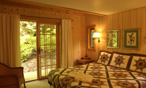 Steamboat Inn | Scenic Lodging on Oregon's Umpqua River