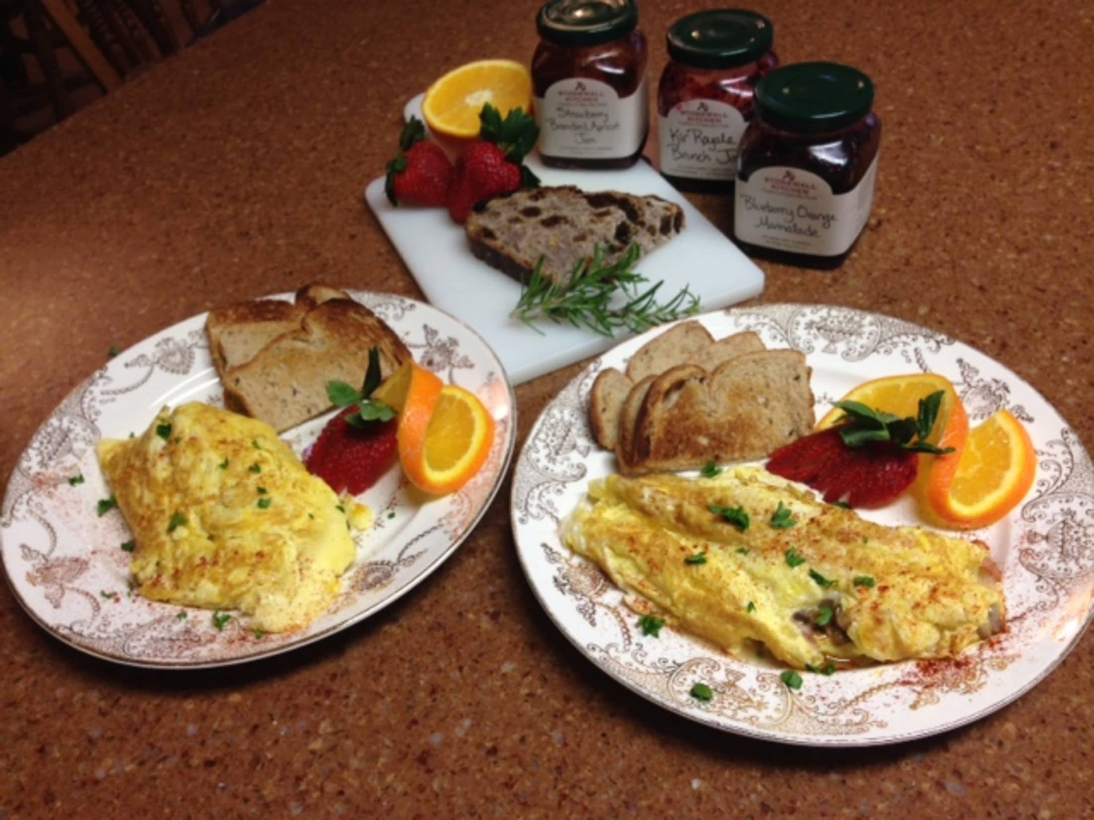 Breakfast | Cameo Rose Victorian Country Inn